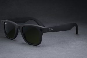 The Ultimate Smart Glasses Showdown (2025): Meta’s Ray-Ban Wayfarer 2 ...