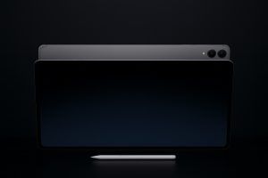 Super-Tablet Showdown: Samsung Galaxy Tab S11 Ultra vs. iPad Pro M4 ...