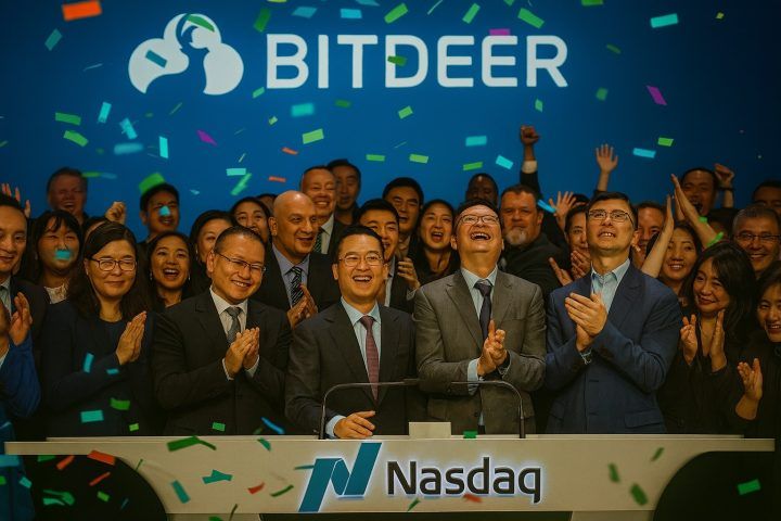 Bitdeer Stock Soars on Crypto Boom – Nears $20 as Bitcoin Hits New Highs