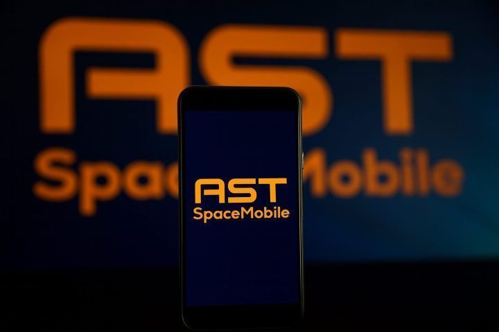 AST SpaceMobile (ASTS) Stock Soars Ahead of BlueBird 6 Launch: Latest ...