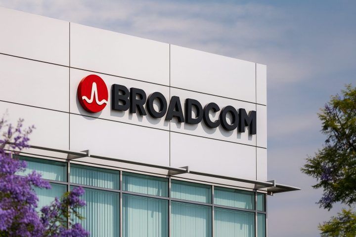 Broadcom (AVGO) Stock Soars on Microsoft AI Chip Rumors: What to Know ...