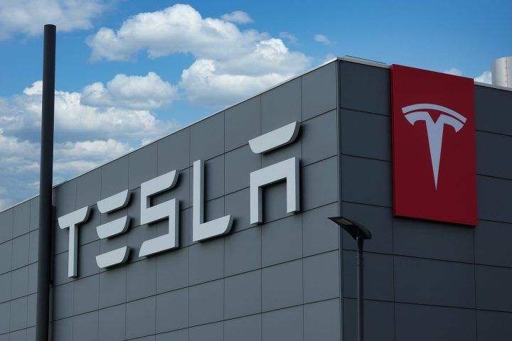 Tesla Stock (TSLA) Surges on Driverless Robotaxi Test Buzz as Board Pay ...