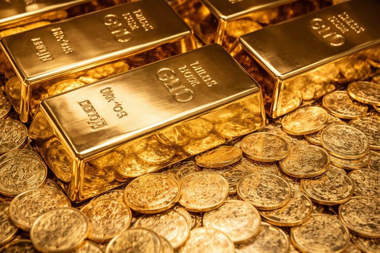 Gold breaks $5,000: India 22K, 24K gold rates and silver prices spike ...