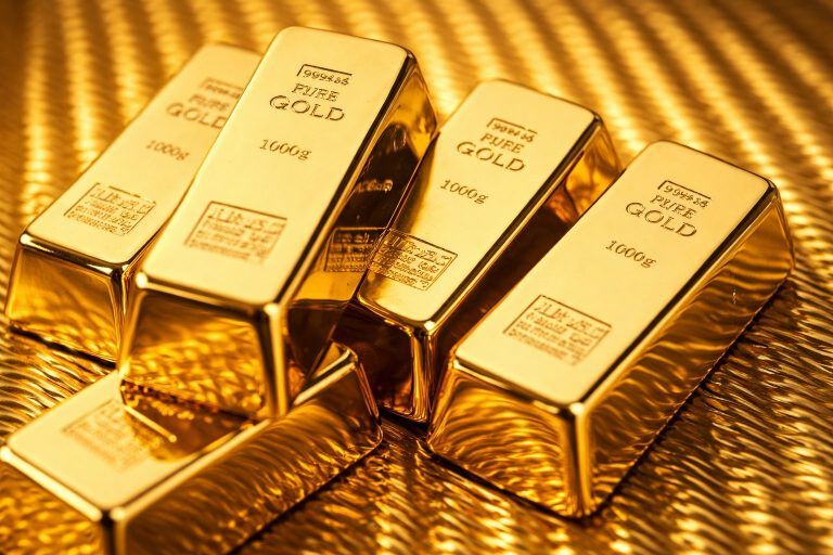 Gold price slips, GLD stock falls as traders brace for Friday’s U.S ...