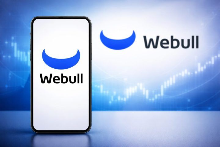 Webull (BULL) stock slips into the New Year break as Wall Street shuts ...