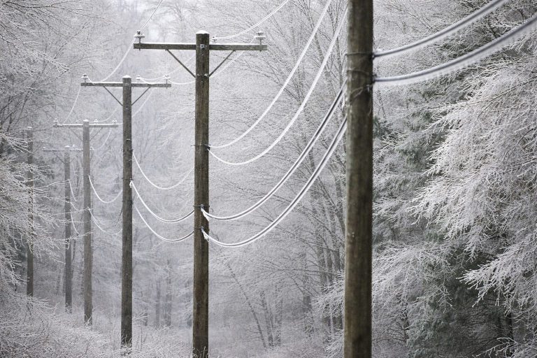 Winter Storm Fern jolts U.S. power prices above $1,800 as PJM outages jump