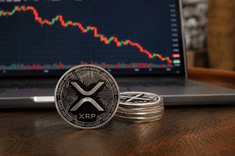 Why Is XRP Down Today? Rate Fears Hit Ripple Token After Clarity Act Pop