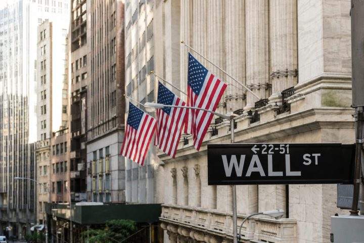 Nasdaq Drops After Hours as AI Stocks and Chip Names Fall