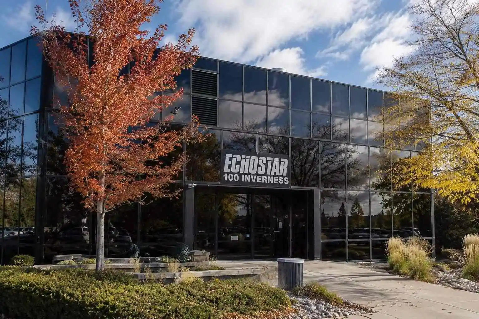 EchoStar Gains as SpaceX IPO Buzz Lifts SATS Shares