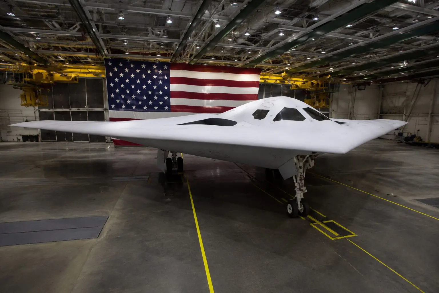 Pilot takes B-21 Raider on first flight as program moves toward combat ...
